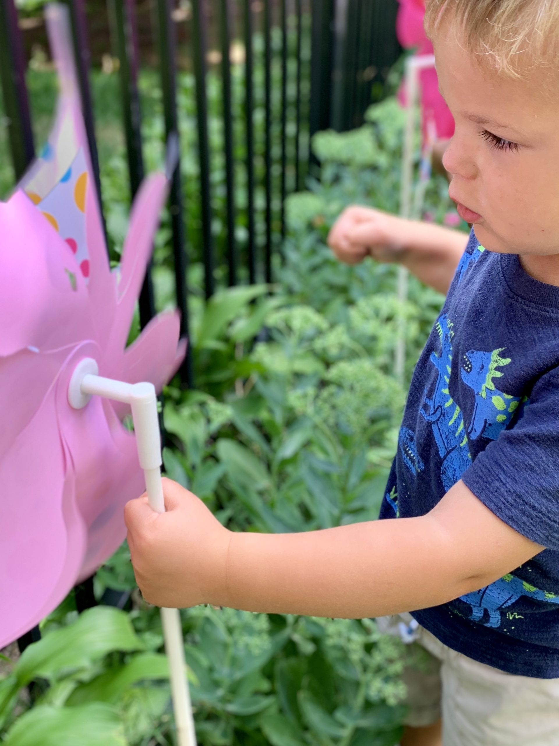 STEM Pinwheel Play – Early Math Counts