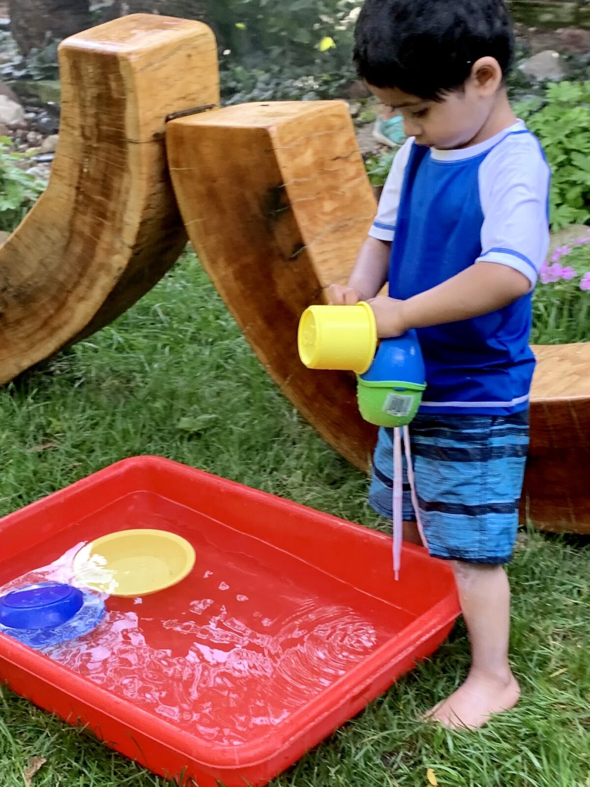 Finding Math in a Tub of Water – Early Math Counts